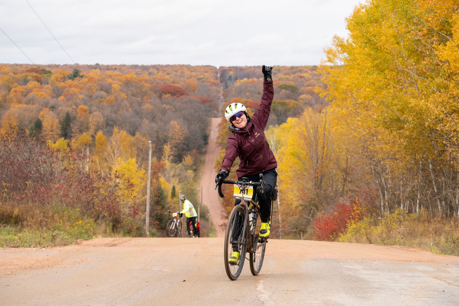 Bantr Hotel | Largest Pool + Hot Tub in Rothschild, WI