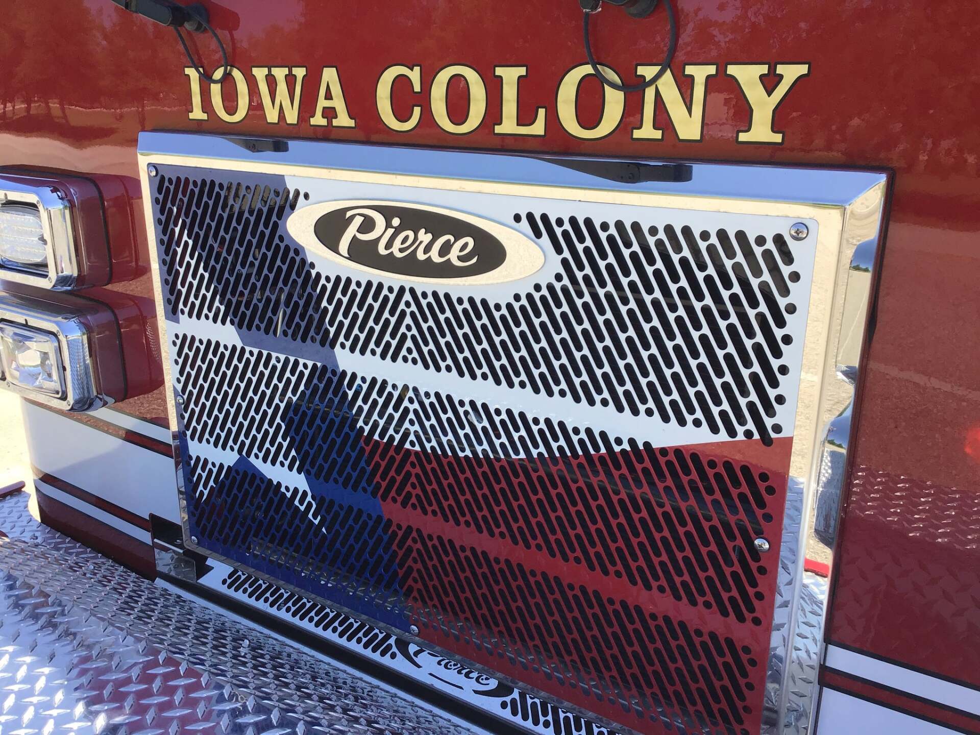 Iowa Colony Fire Department Receives New Fire Engine