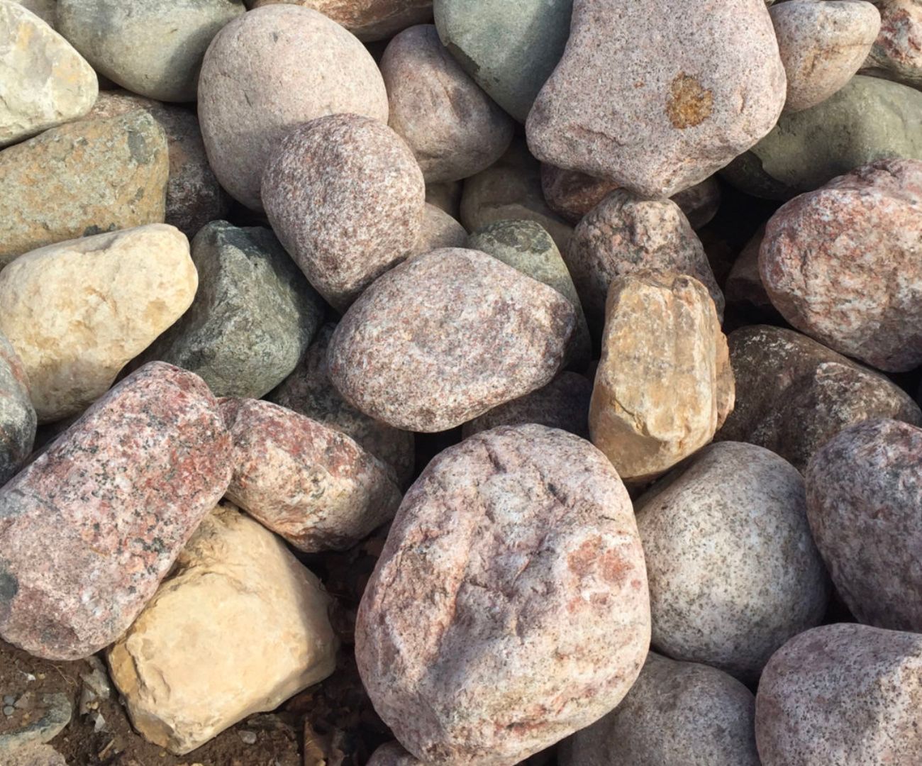 Landscape Materials - Stone, Mulch, Sand & More | Oshkosh WI