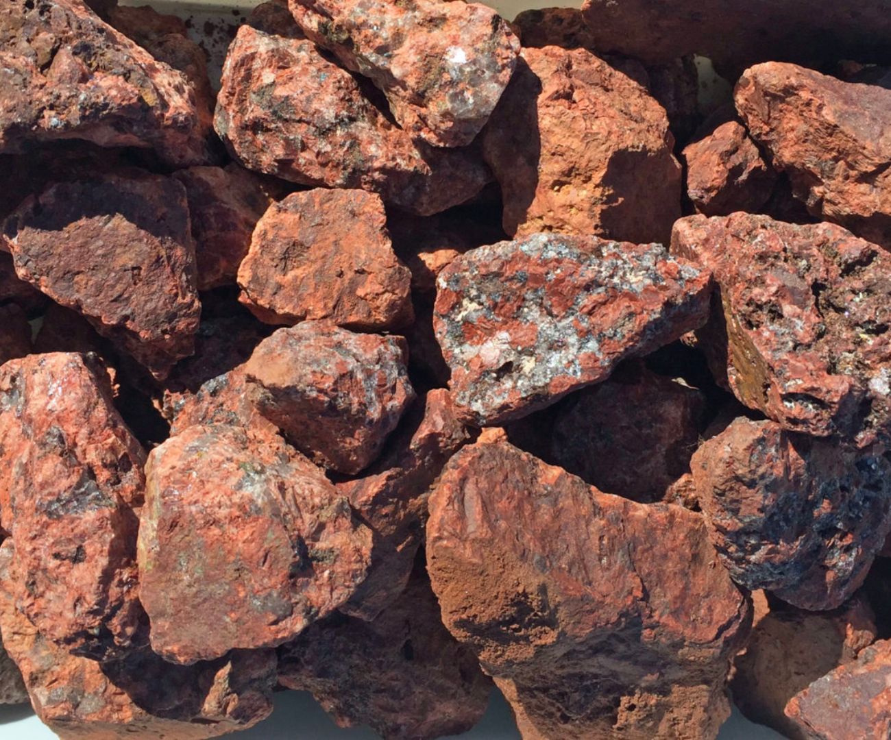 Landscape Materials - Stone, Mulch, Sand & More | Oshkosh WI