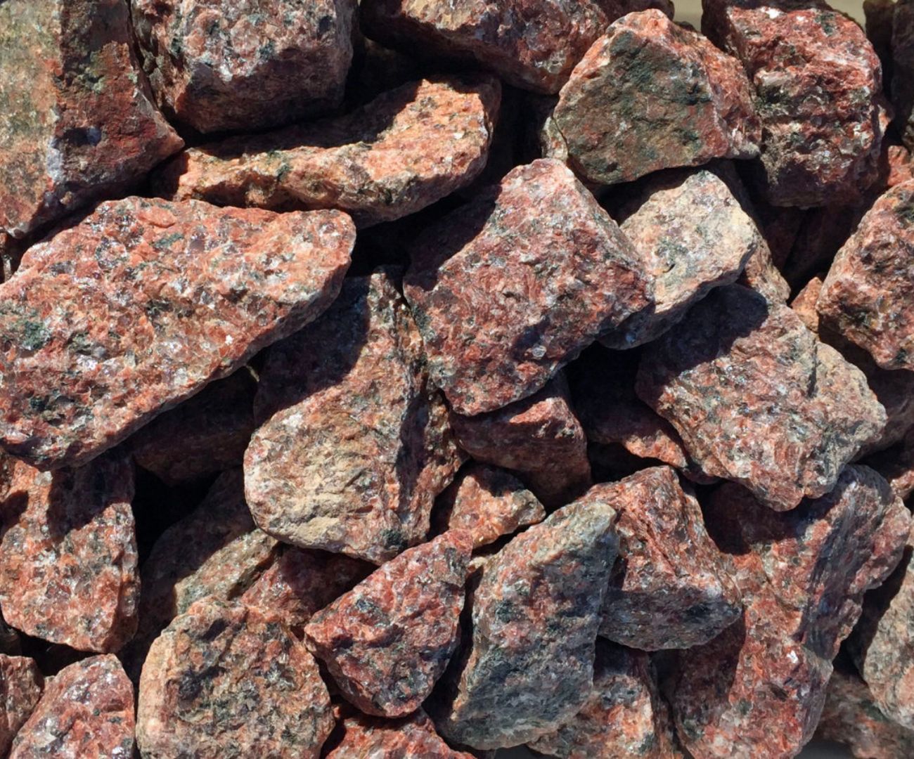 Landscape Materials - Stone, Mulch, Sand & More | Oshkosh WI