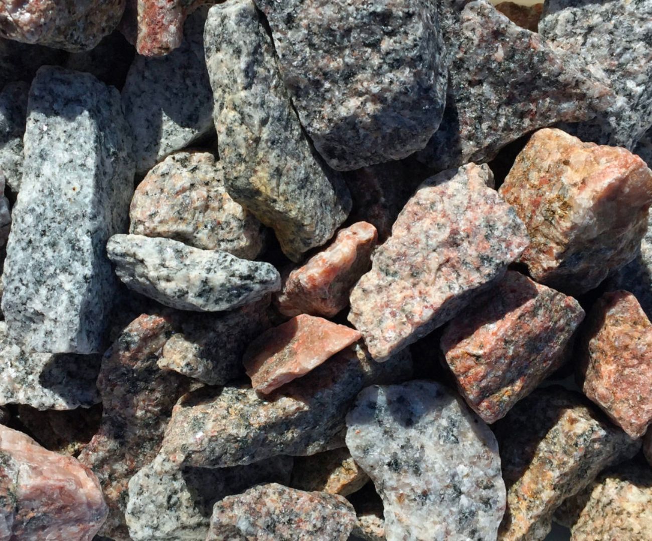 Landscape Materials - Stone, Mulch, Sand & More | Oshkosh WI