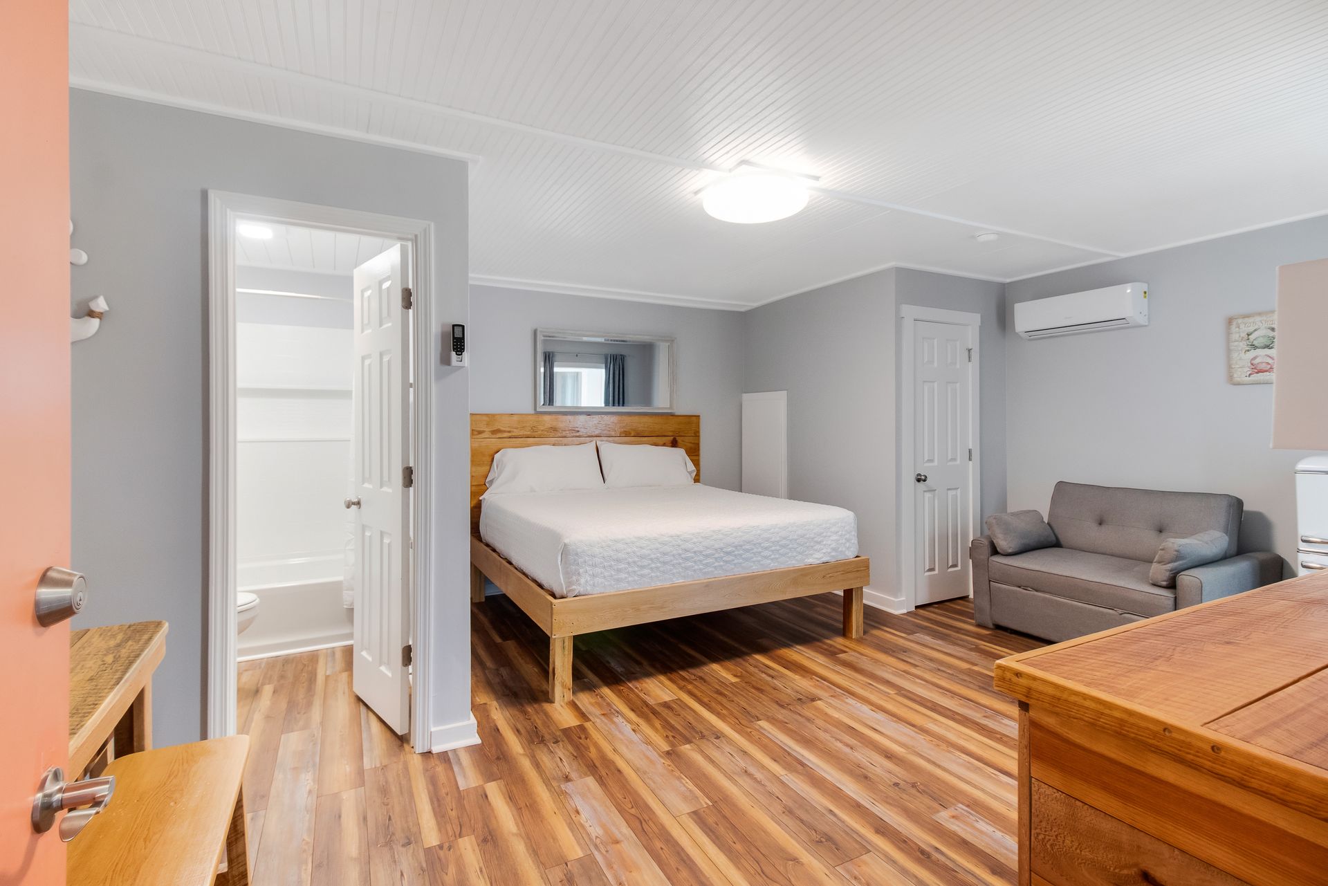 Rooms | Anchor Inn Motel