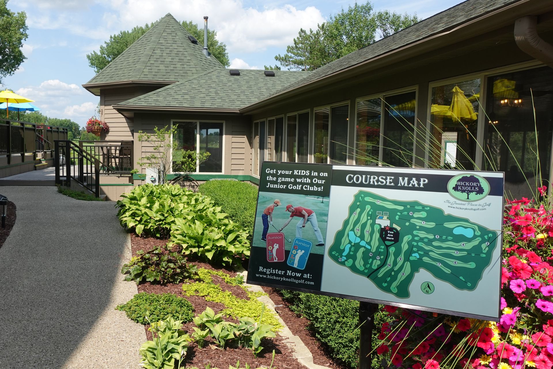 RLCD Outdoor Digital Signage | Sun Vision Display