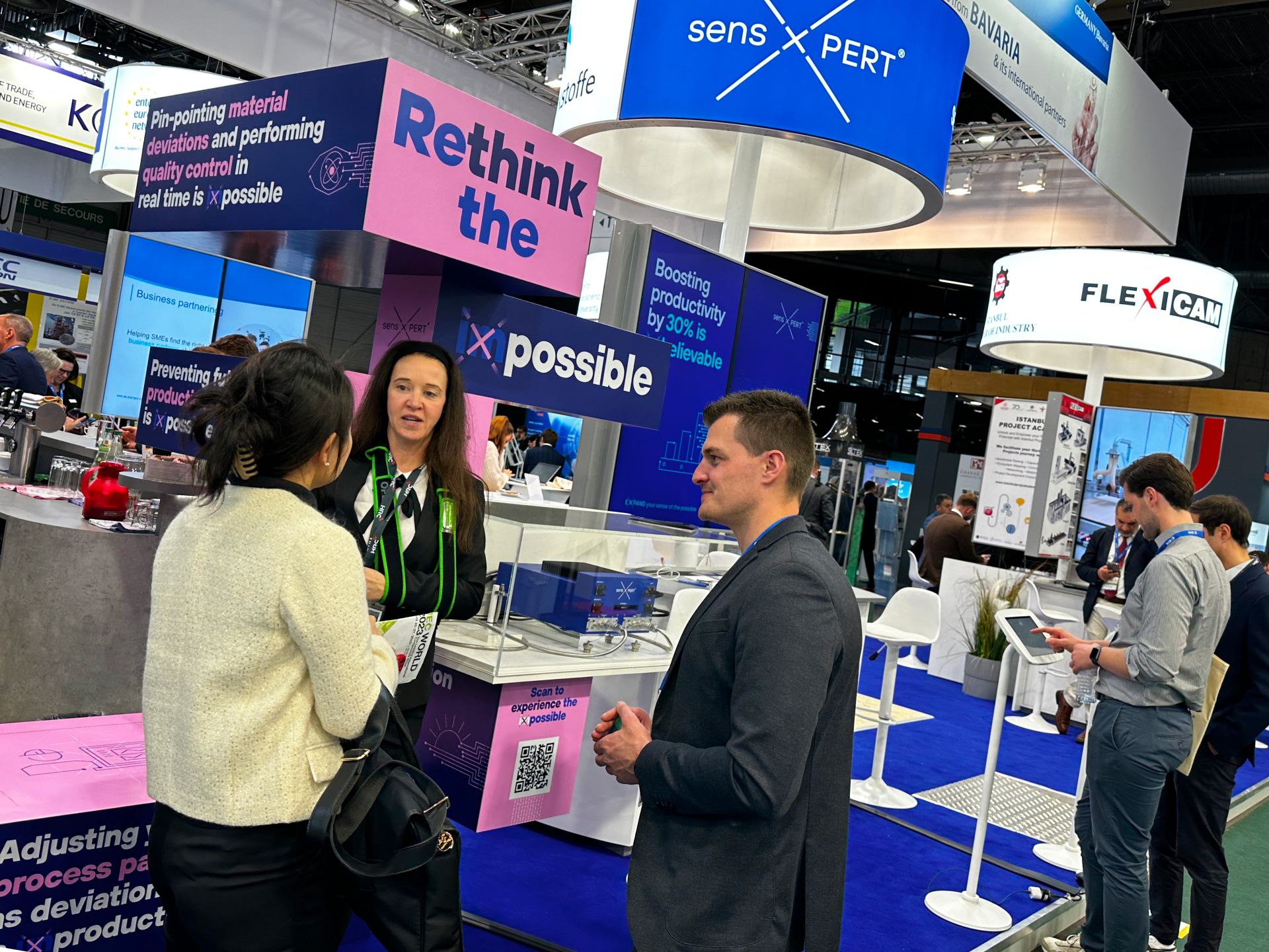 sensXPERT unveils 'Impossible Stand' at JEC World Paris