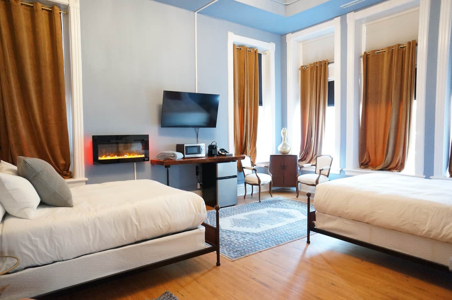 The Oliver Inn: Duluth's Downtown Boutique Hotel Awaits You
