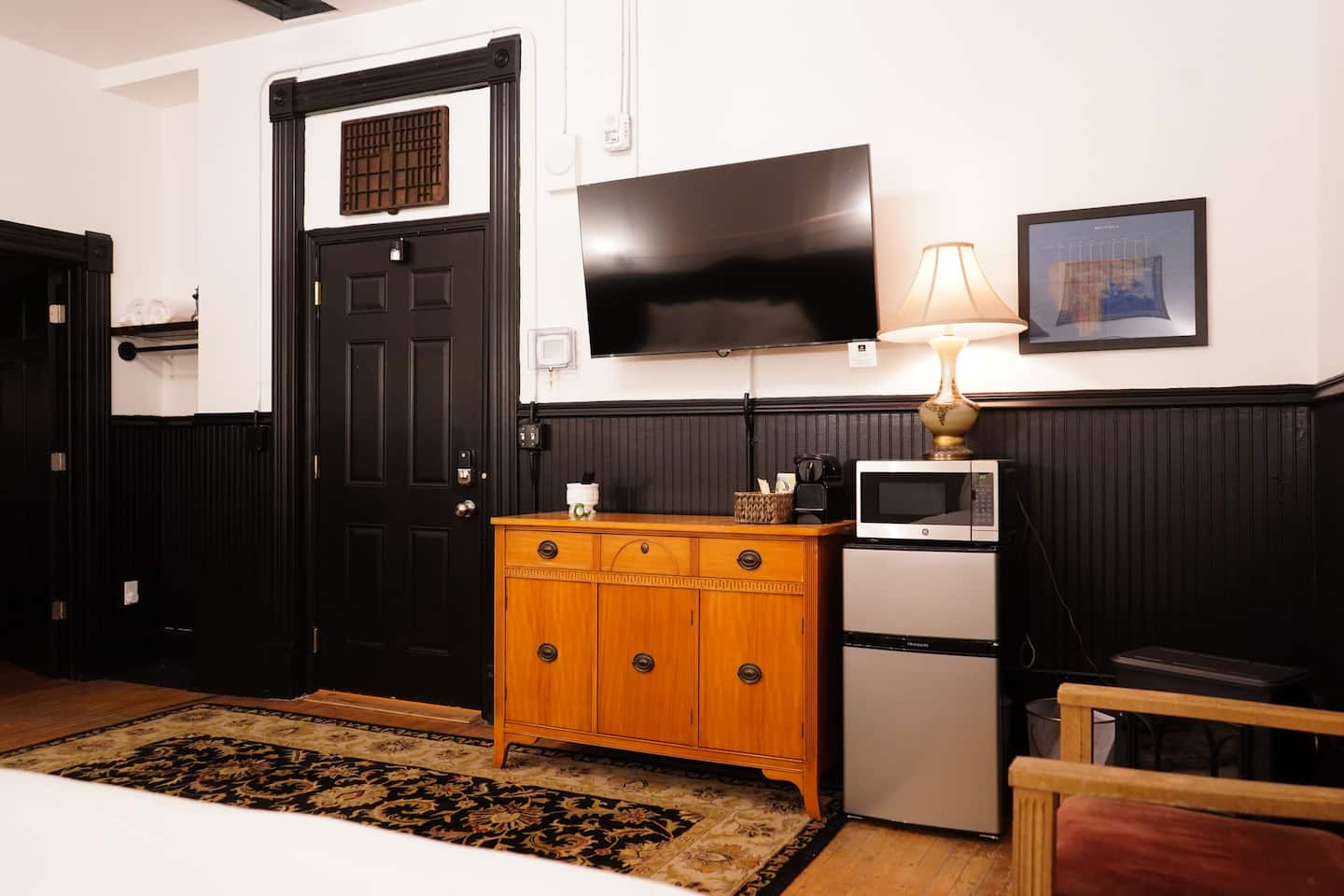 2 Queen Rooms | The Oliver Inn