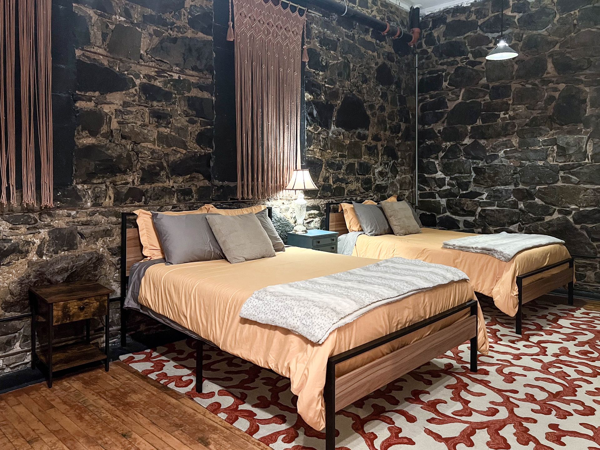 Boutique Hotel | The Oliver Inn | Duluth, MN