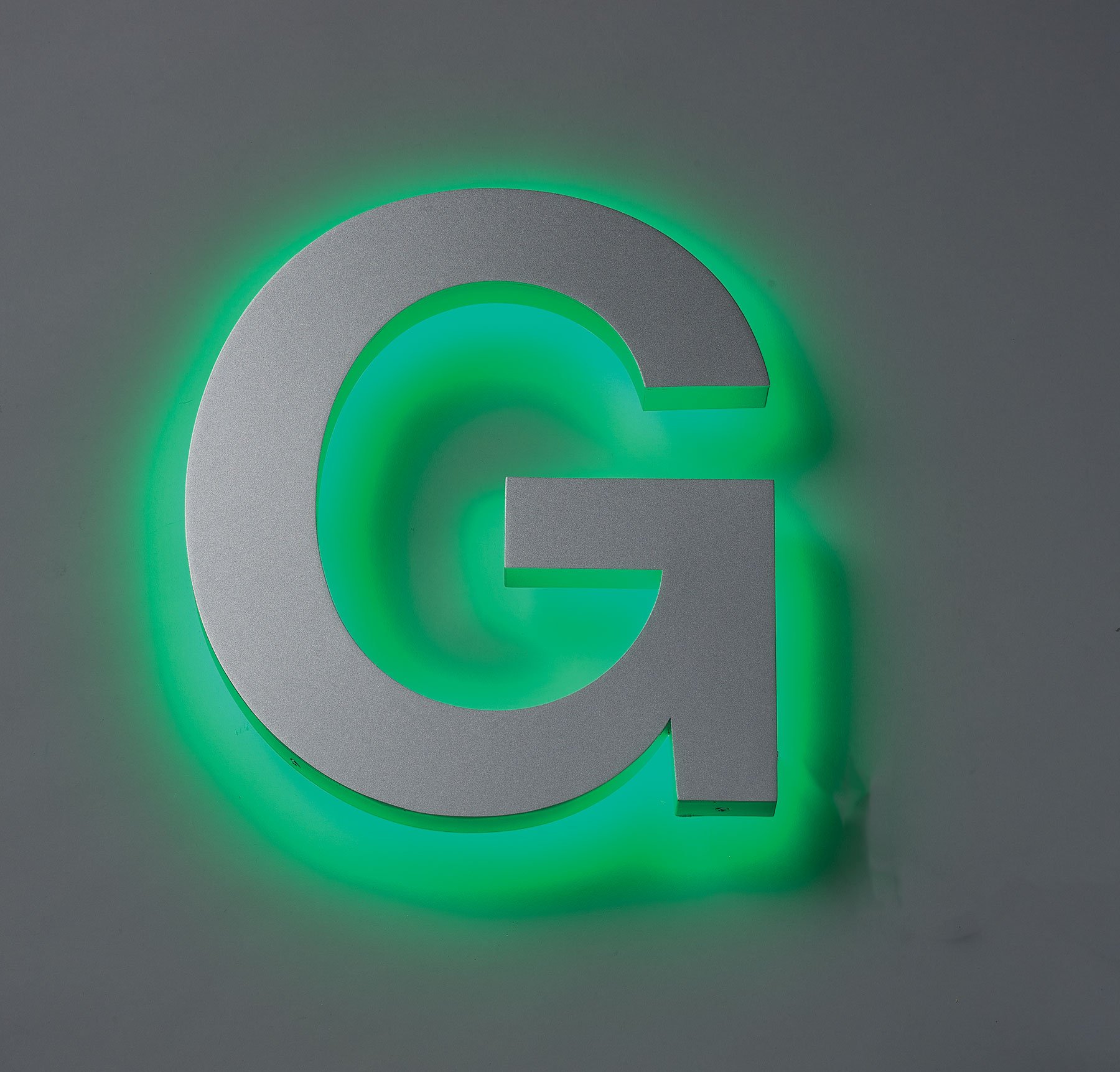 Halo Lit Aluminum LED Letters | Signsinaminute.com