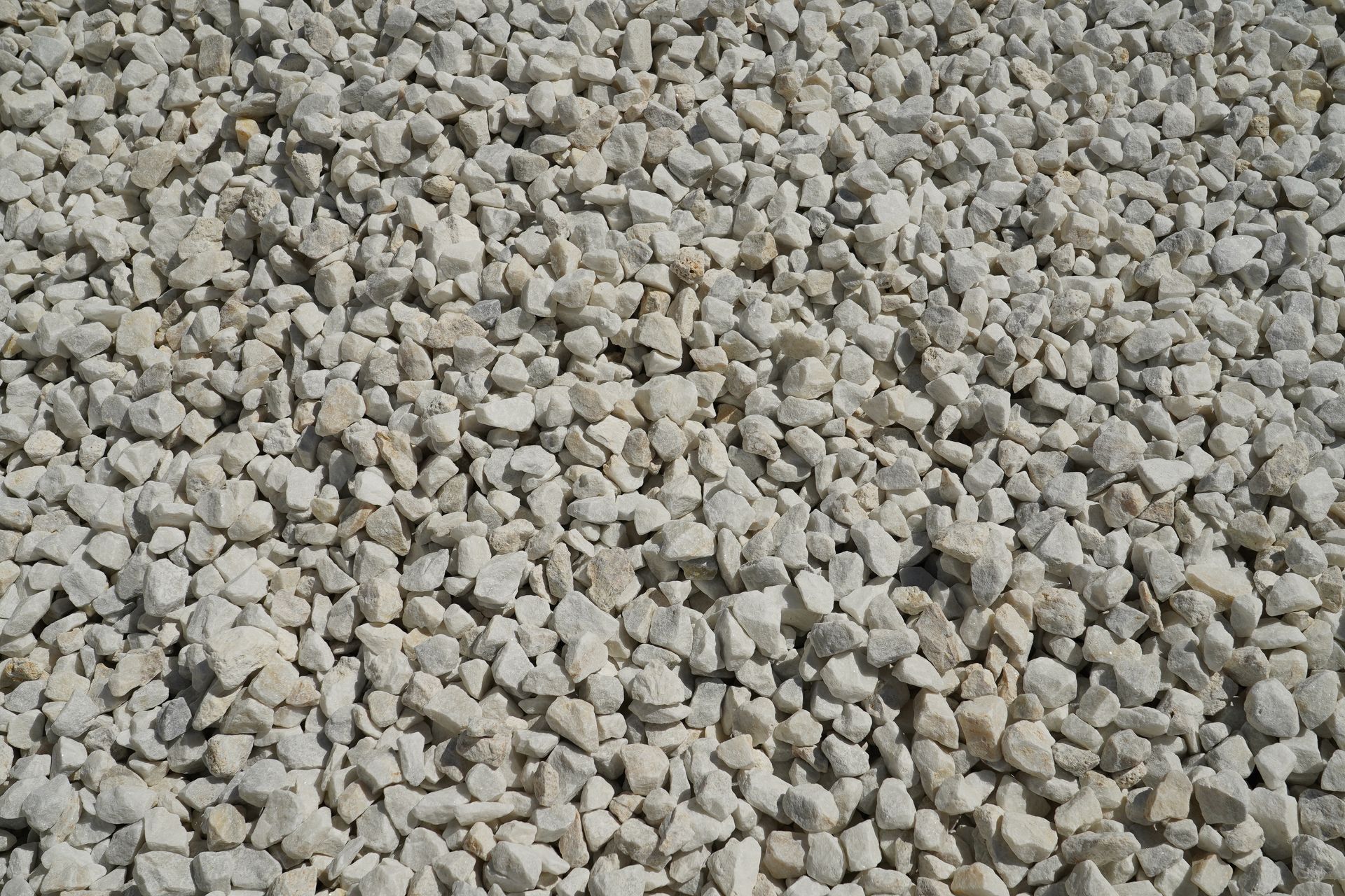 Tracy Gravel, Stone, Decorative Rock | Tracy Top Soil