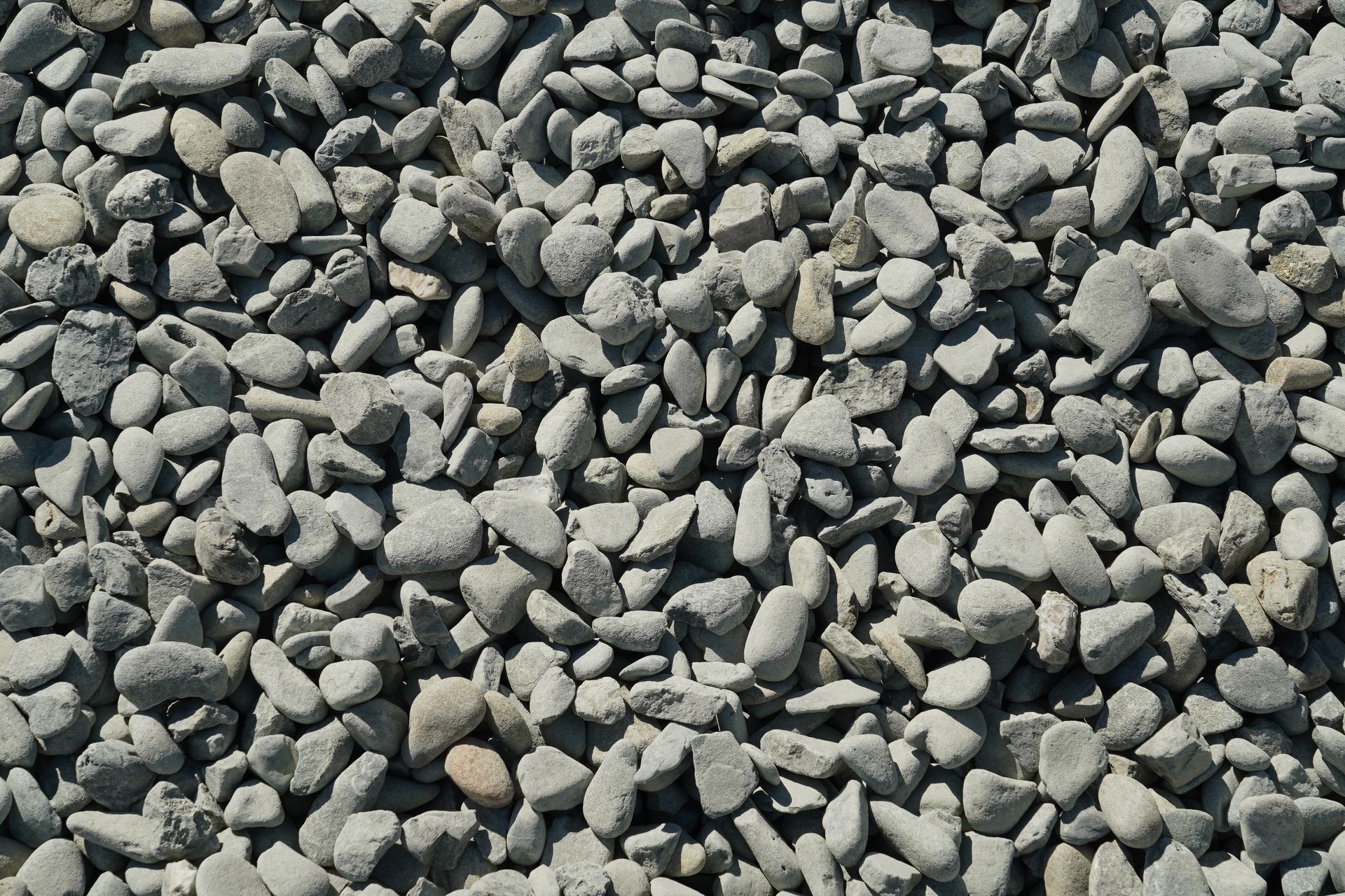 Tracy Gravel, Stone, Decorative Rock | Tracy Top Soil