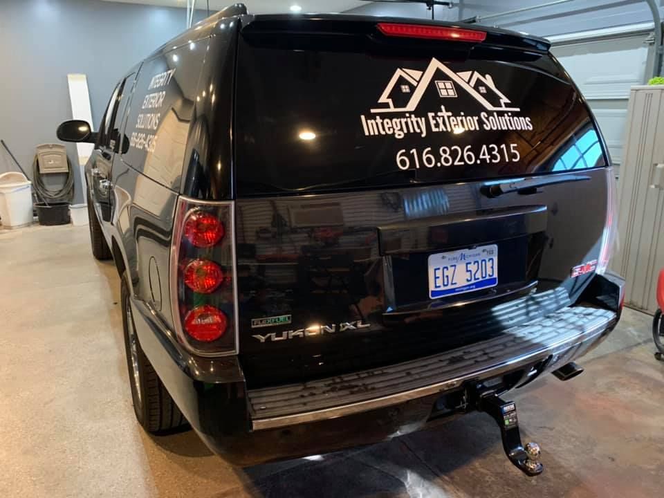 Commercial Vehicle Lettering - Business Branding