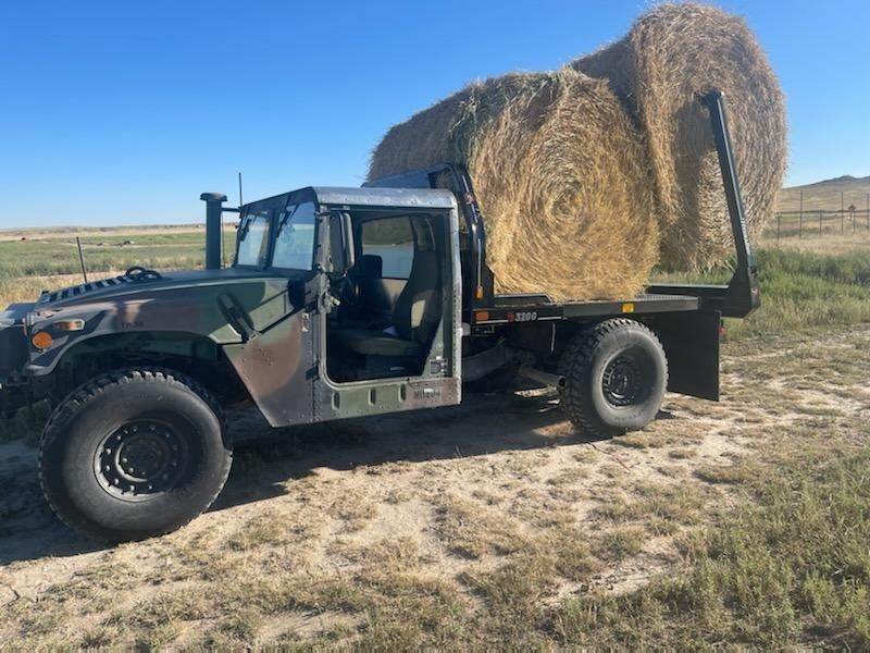 HydraBed & RL Series HydraBed by Triple C, Inc. | Hydraulic Bale Bed