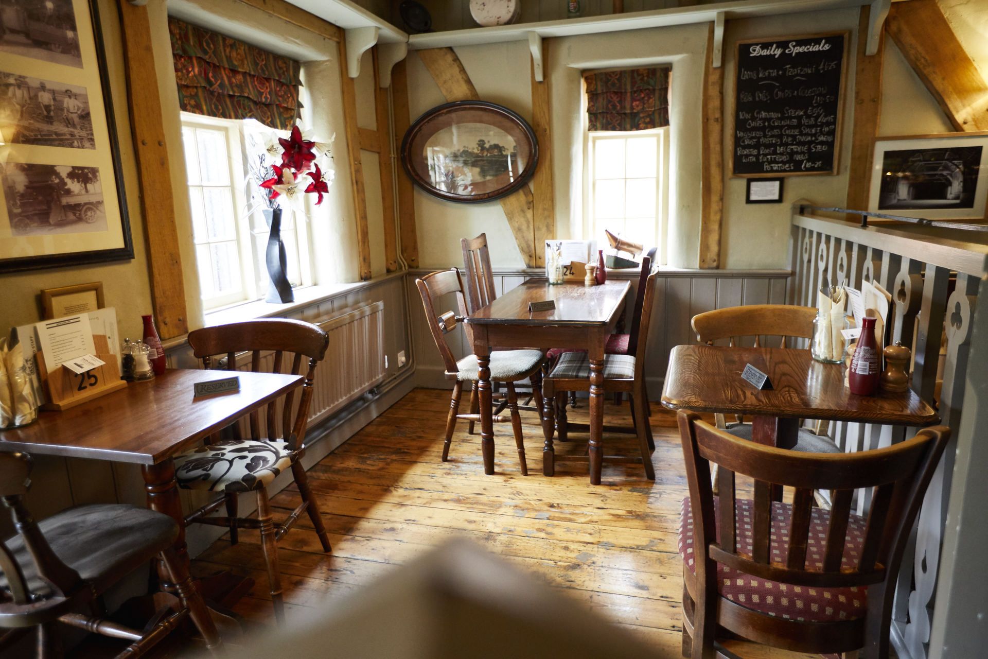Interactive Gallery | The Bear & Ragged Staff | Romsey