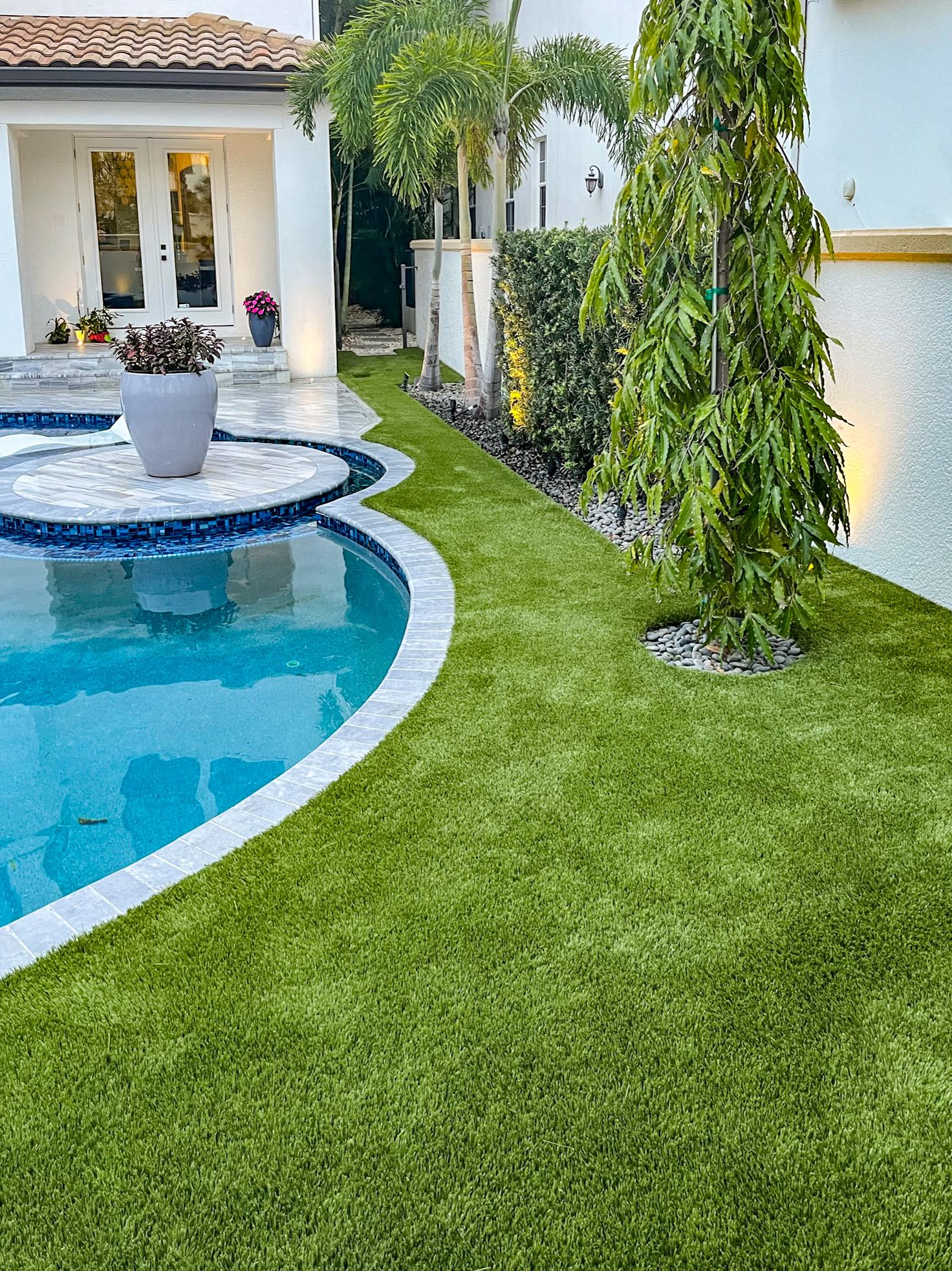 Tampa Turf Guys - Synthetic Turf Installation