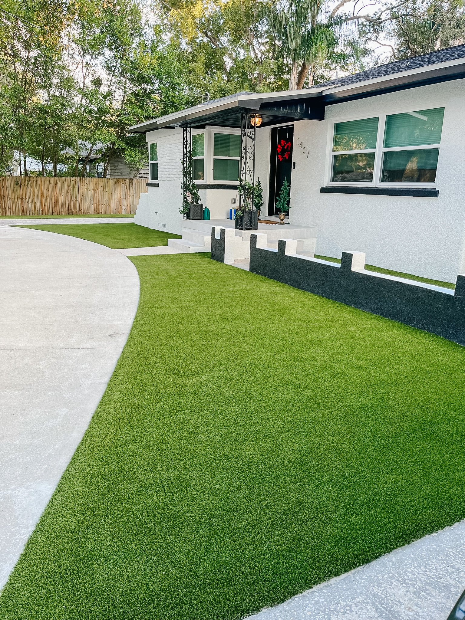 Tampa Turf Guys - Synthetic Turf Installation