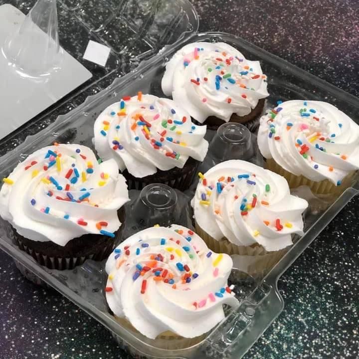 Cake Bakery | Wichita, KS | Artistic Cakes