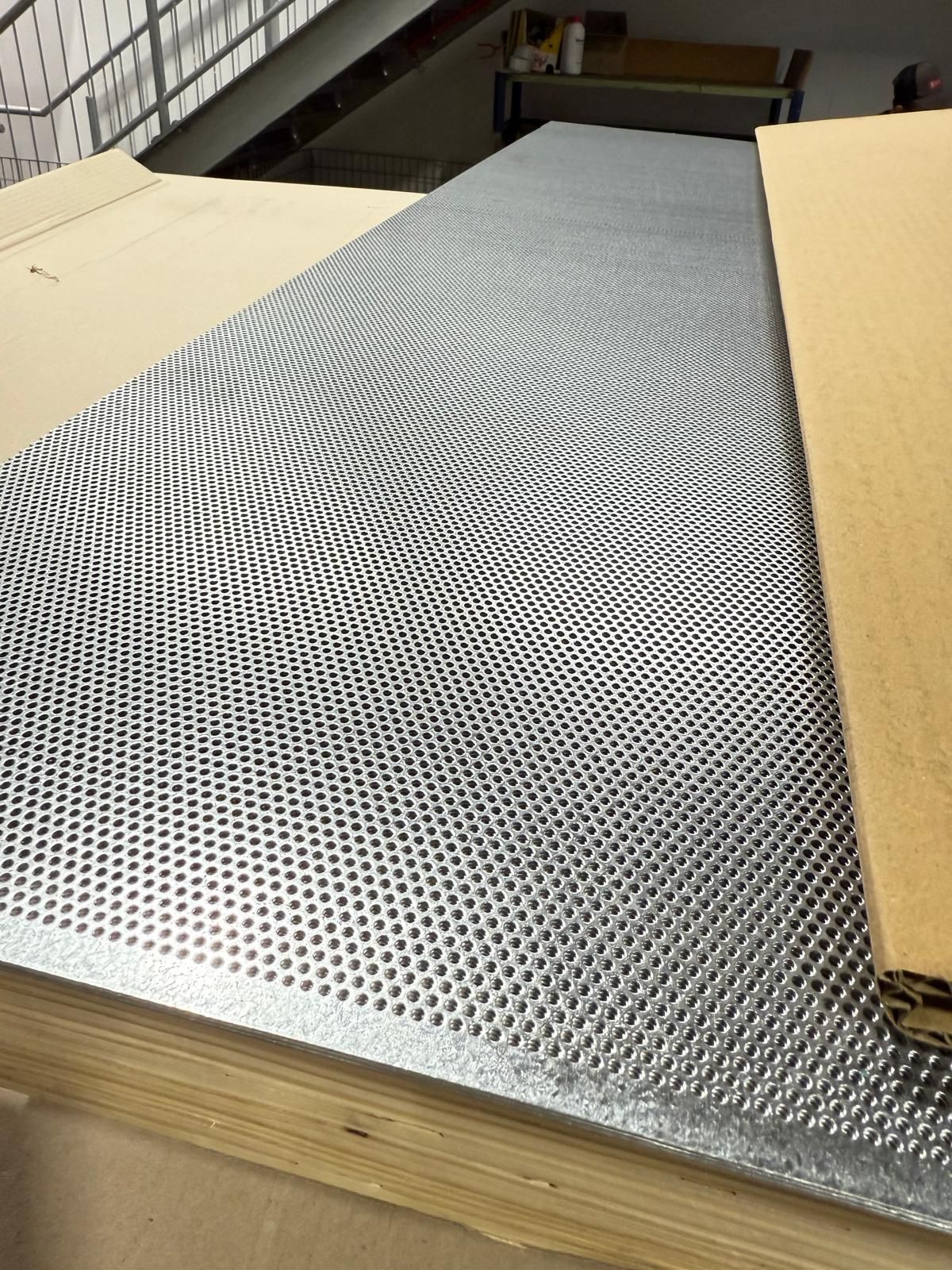 Vermin Mesh, 2mm round holes, 40% open area Galvanised 1.00mm – KFC ...