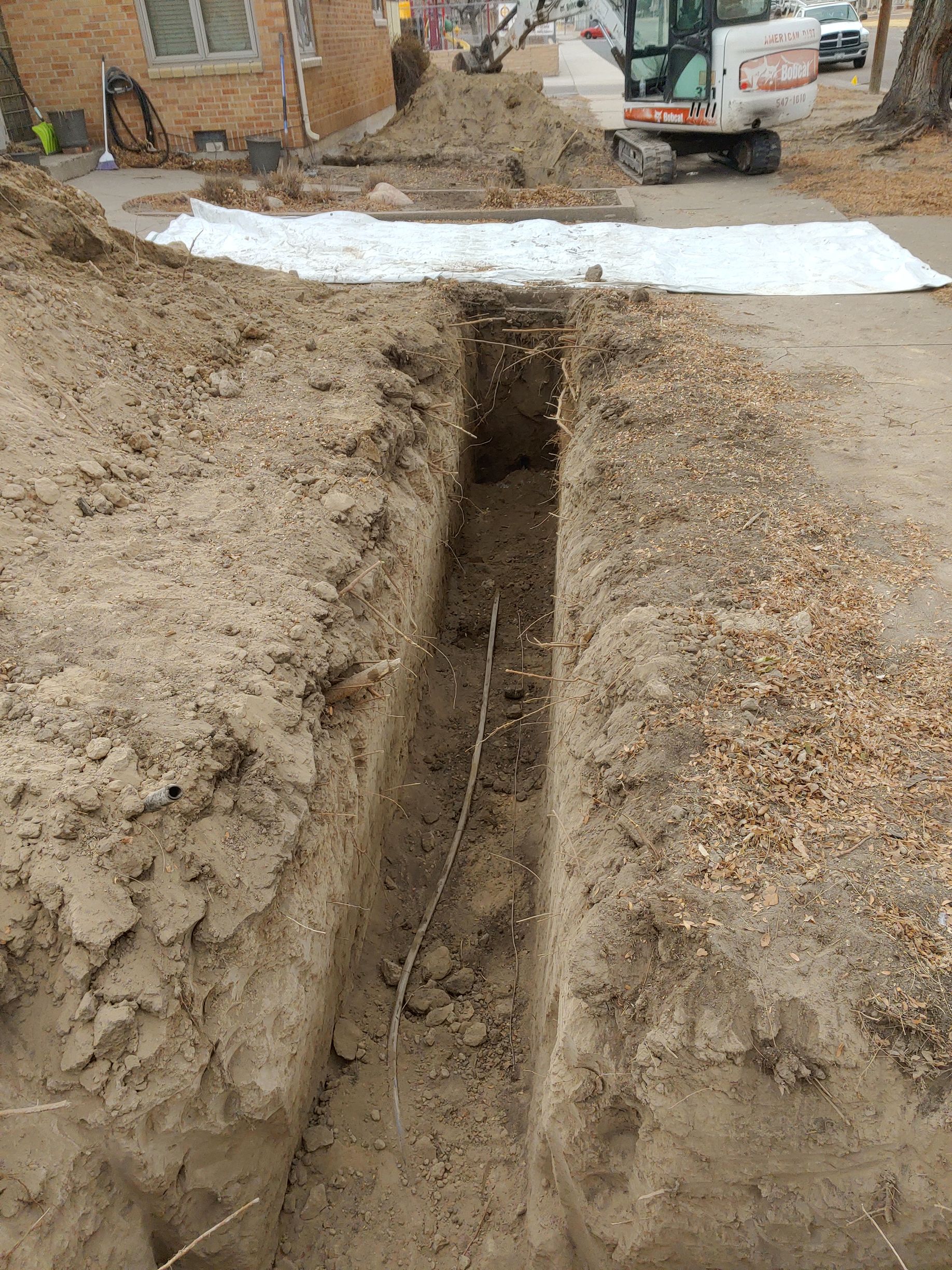 Expert & Professional Services | AMERICAN DIRT CONTRACTORS