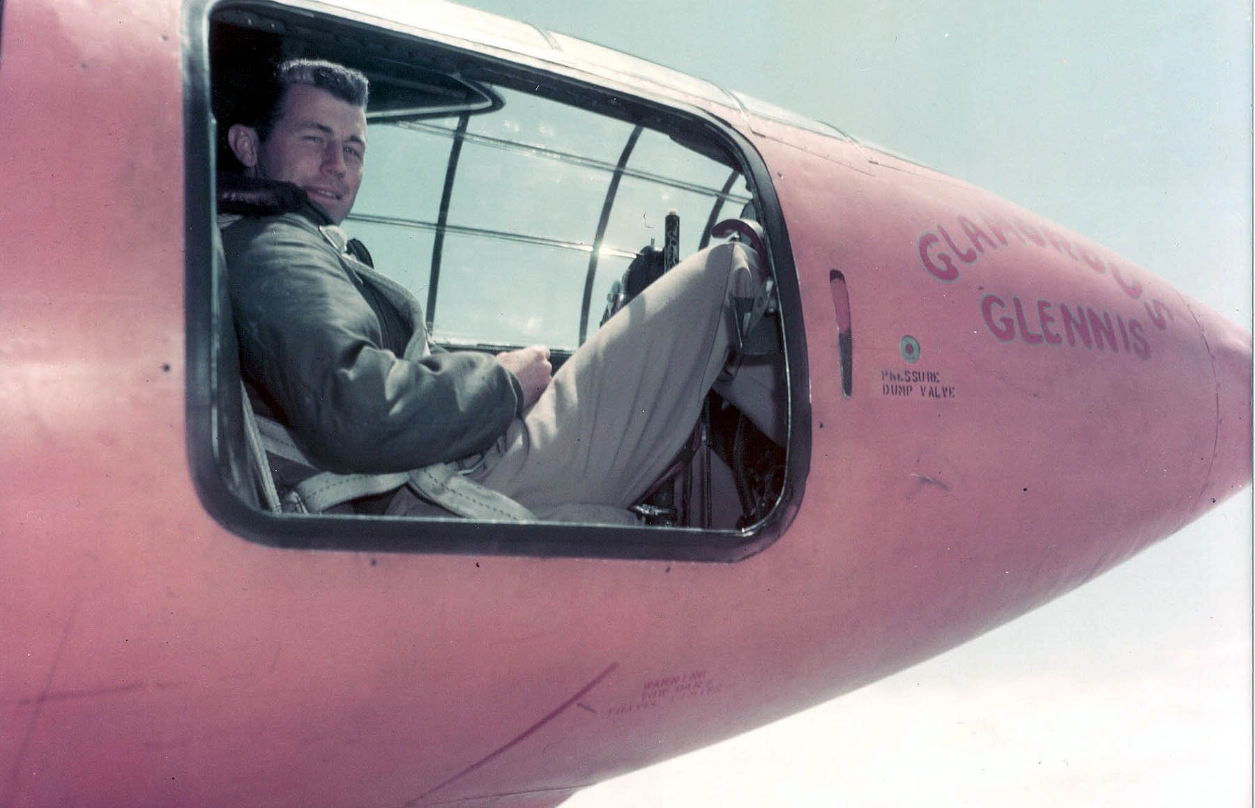 General Chuck Yeager - The original Fan site