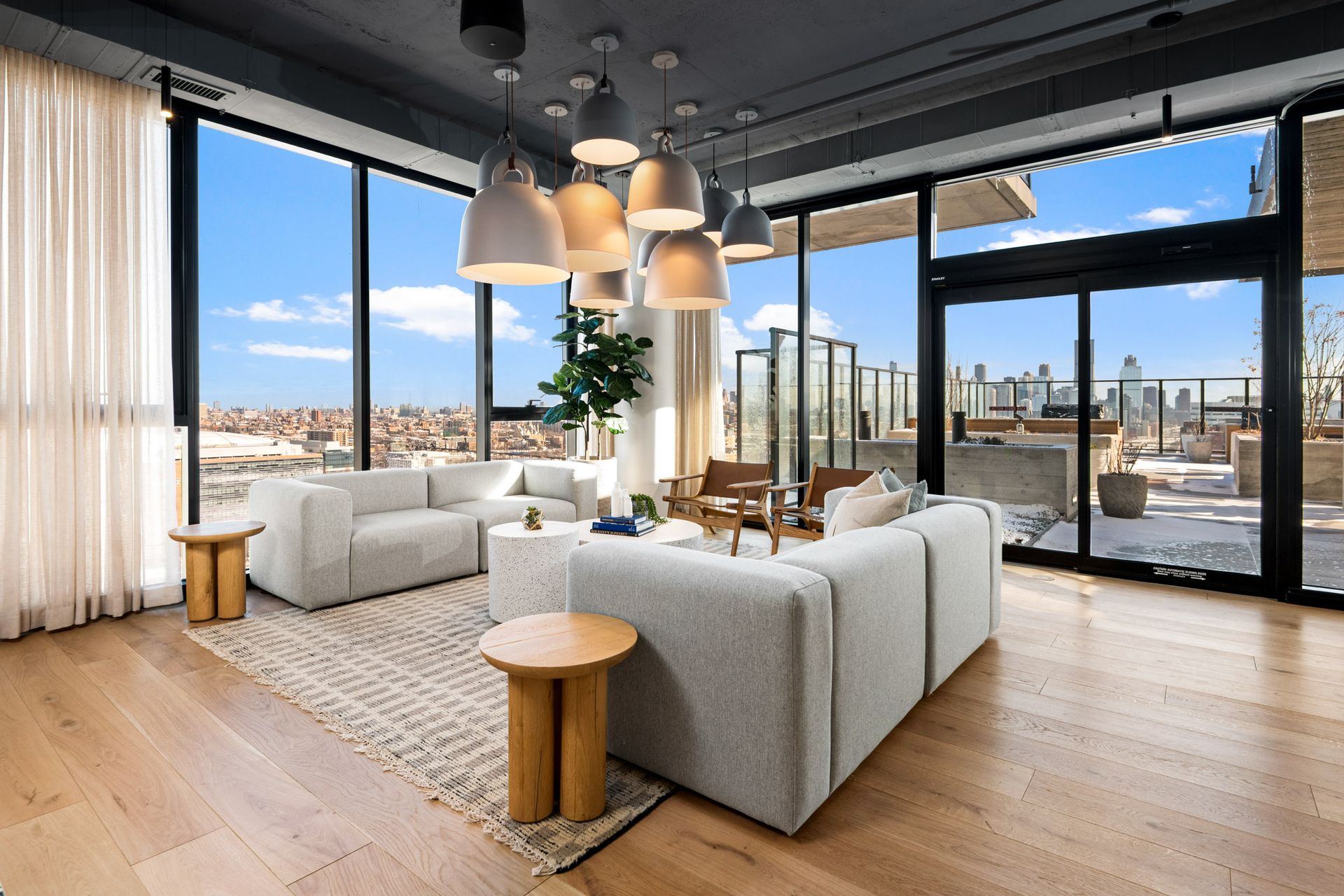 Gallery | Brand-New Apartments in Chicago's West Loop