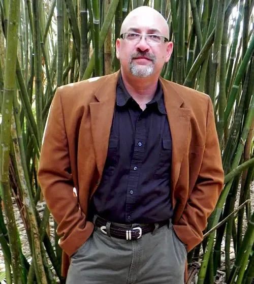 Resident Artist | Peace River Gardens