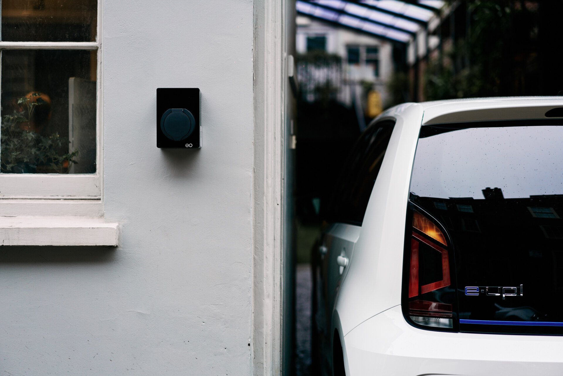 EV CHARGING POINT INSTALLERS| A J Robson Aberdeen,