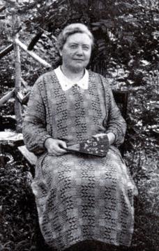 Marie Monsen (1878 - 1962)