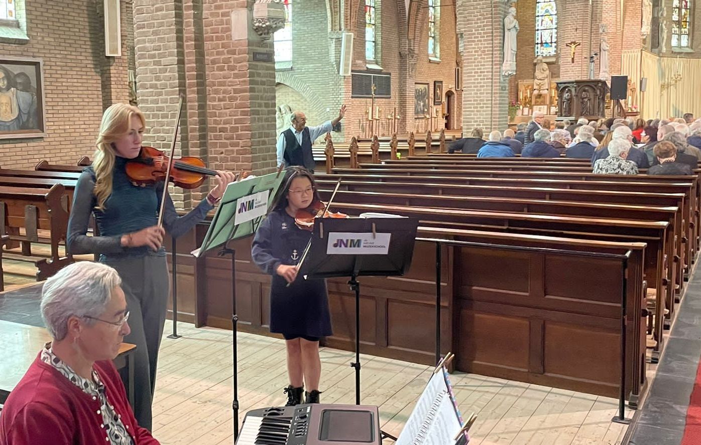 30 jarig jubileum Maas en Waals mannenkoor