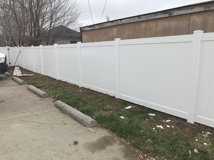 Vinyl Fence Imagery and Examples | Idaho Fence