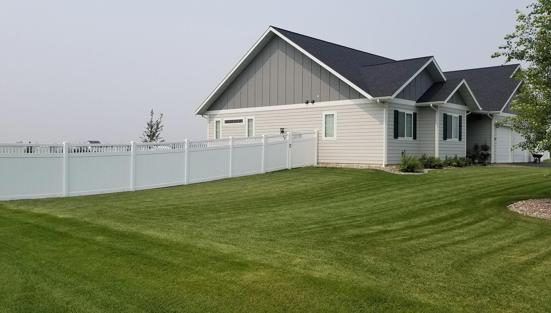 Vinyl Fence Imagery and Examples | Idaho Fence