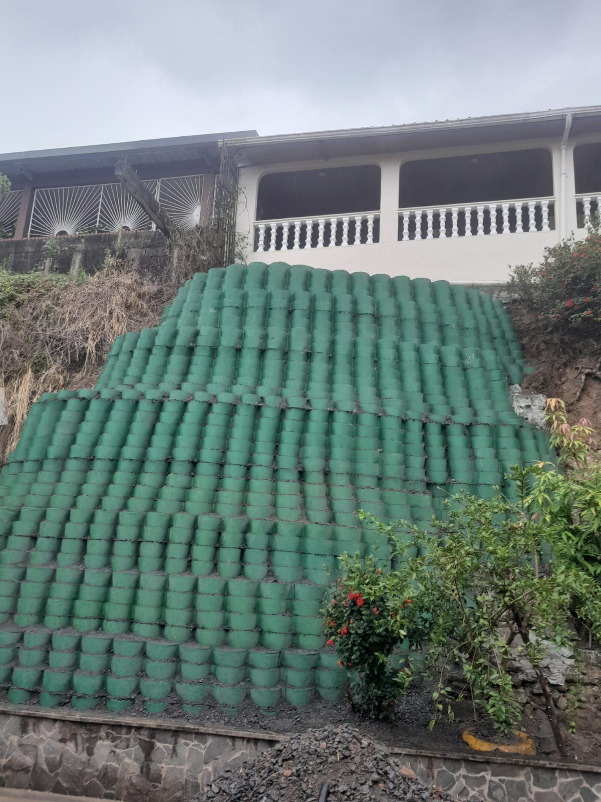 Muro de Contención con Geoceldas en Talud