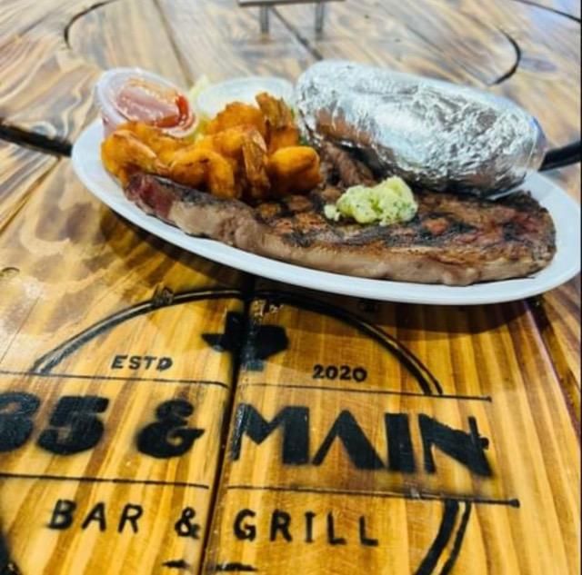 Gallery | 35 & Main Bar and Grill