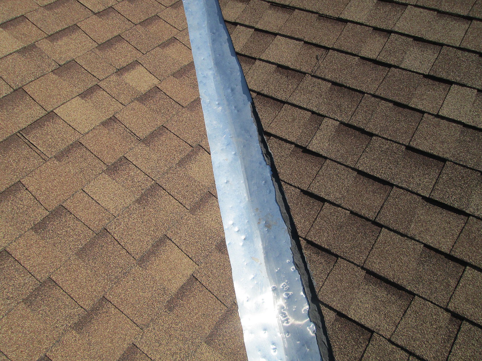 Hail Storms - How to tell you your roof is damaged: A Guide for Homeowners