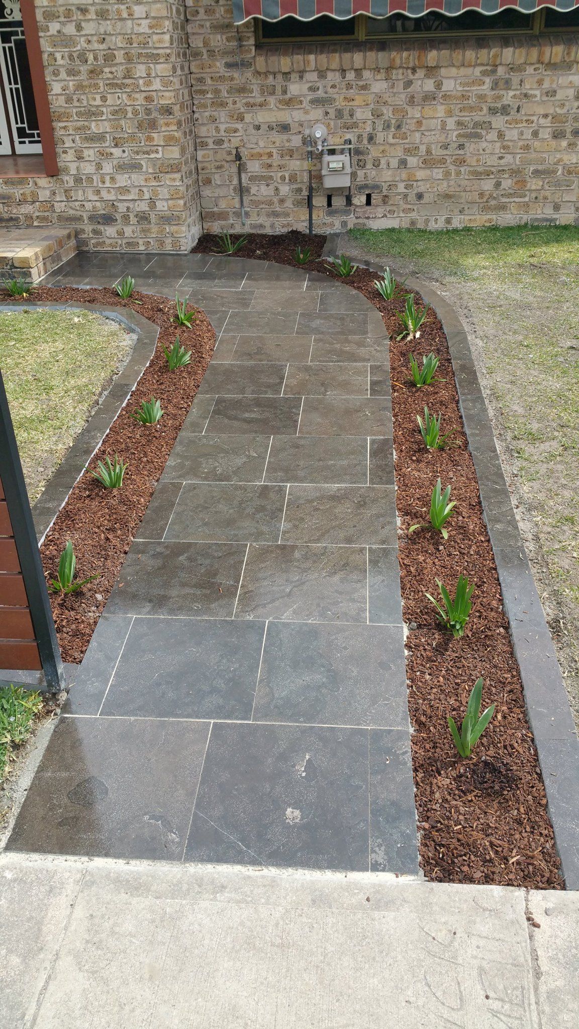 Landscaping Gallery | Newcastle, NSW | Pave the Way