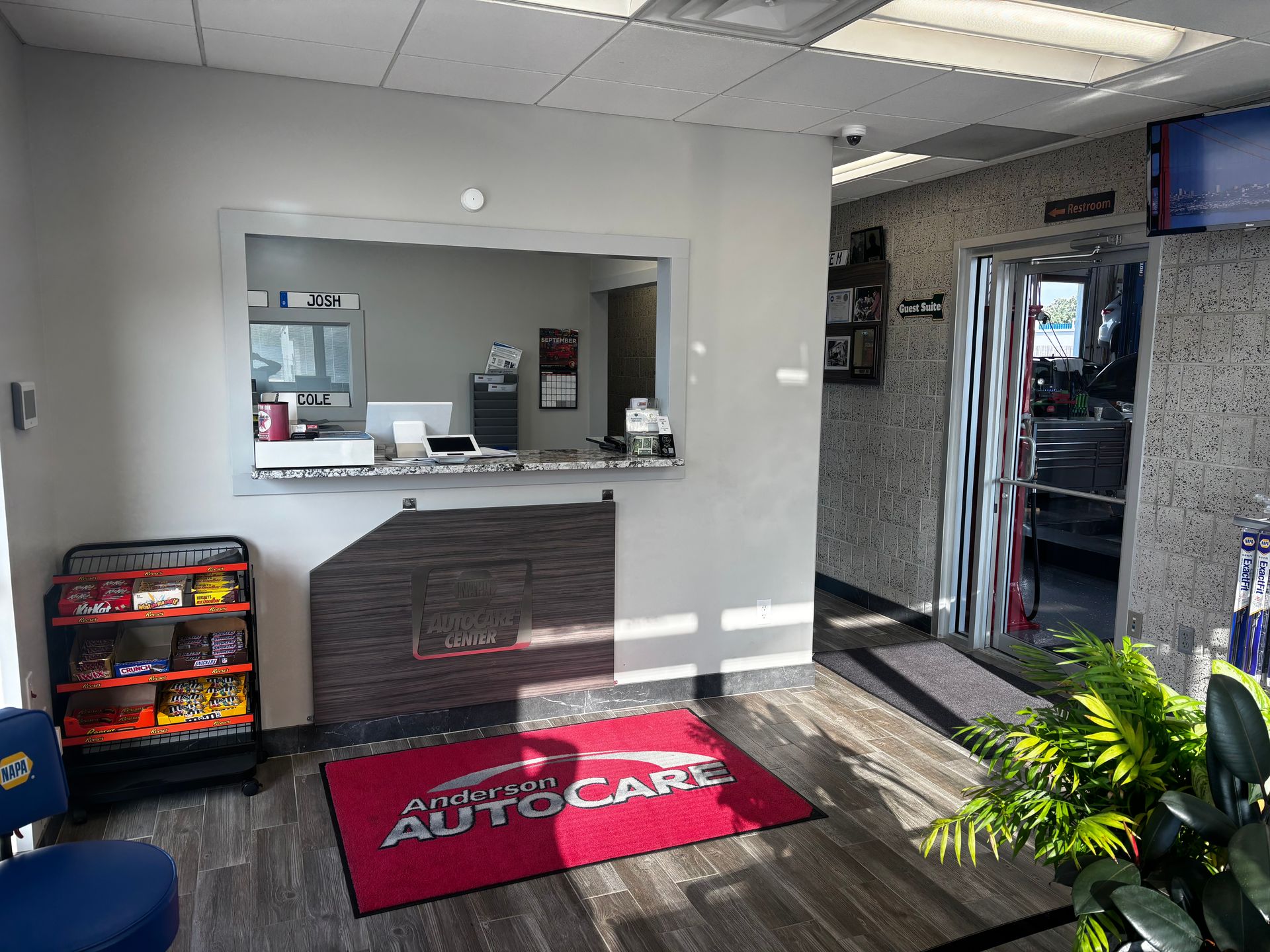 Trusted Vehicle Technicians | Omaha, NE | Anderson AutoCare