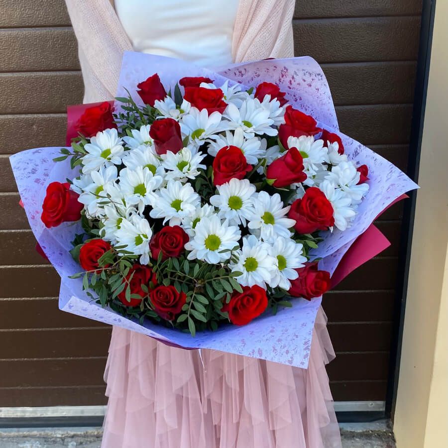 Ziedu kompozīcijas | Sant-Li ziedi un ziedu piegāde