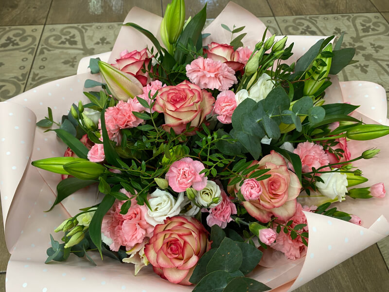 Ziedu kompozīcijas | Sant-Li ziedi un ziedu piegāde