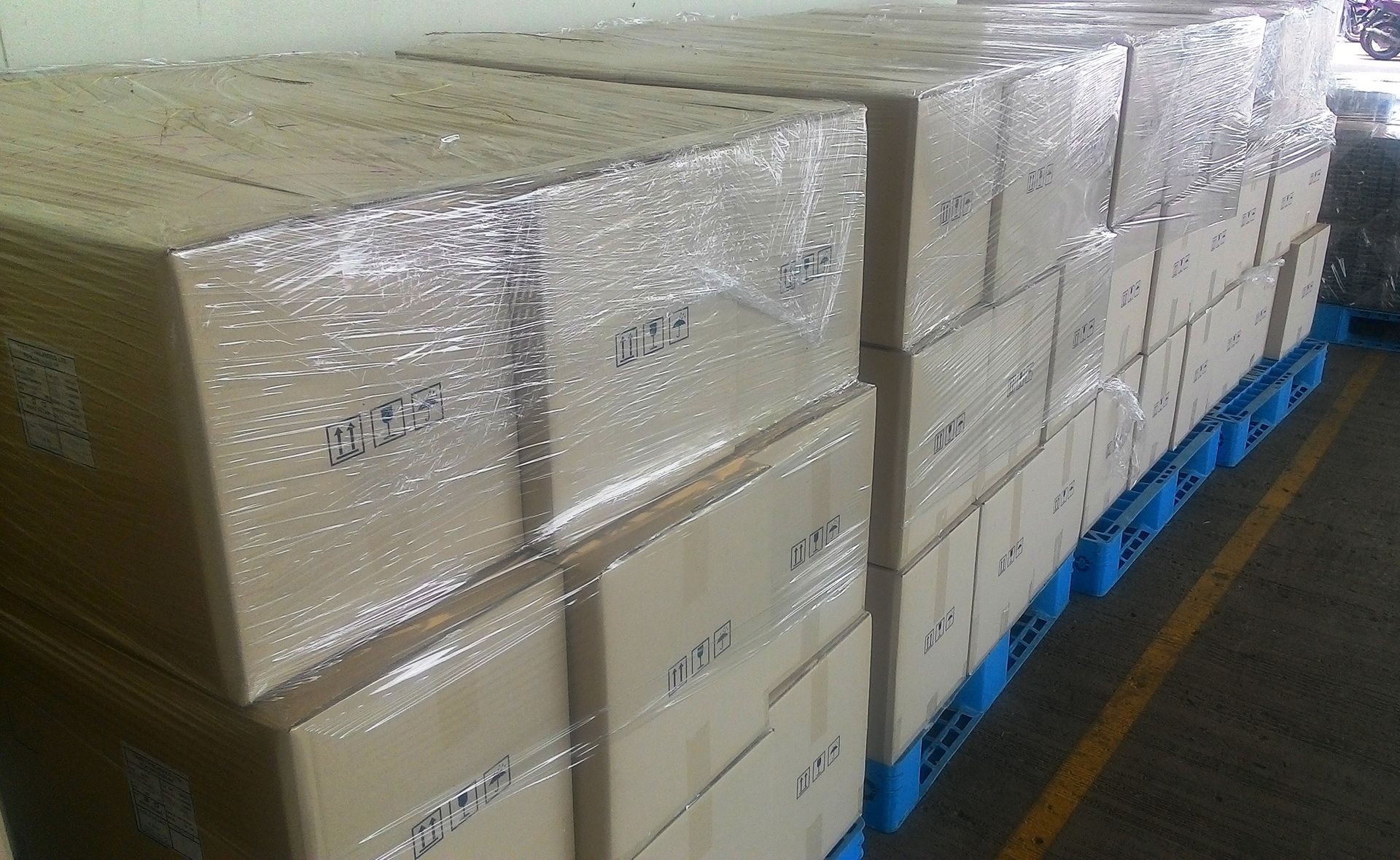 Home | Stretch And Shrink | Dayton, NJ