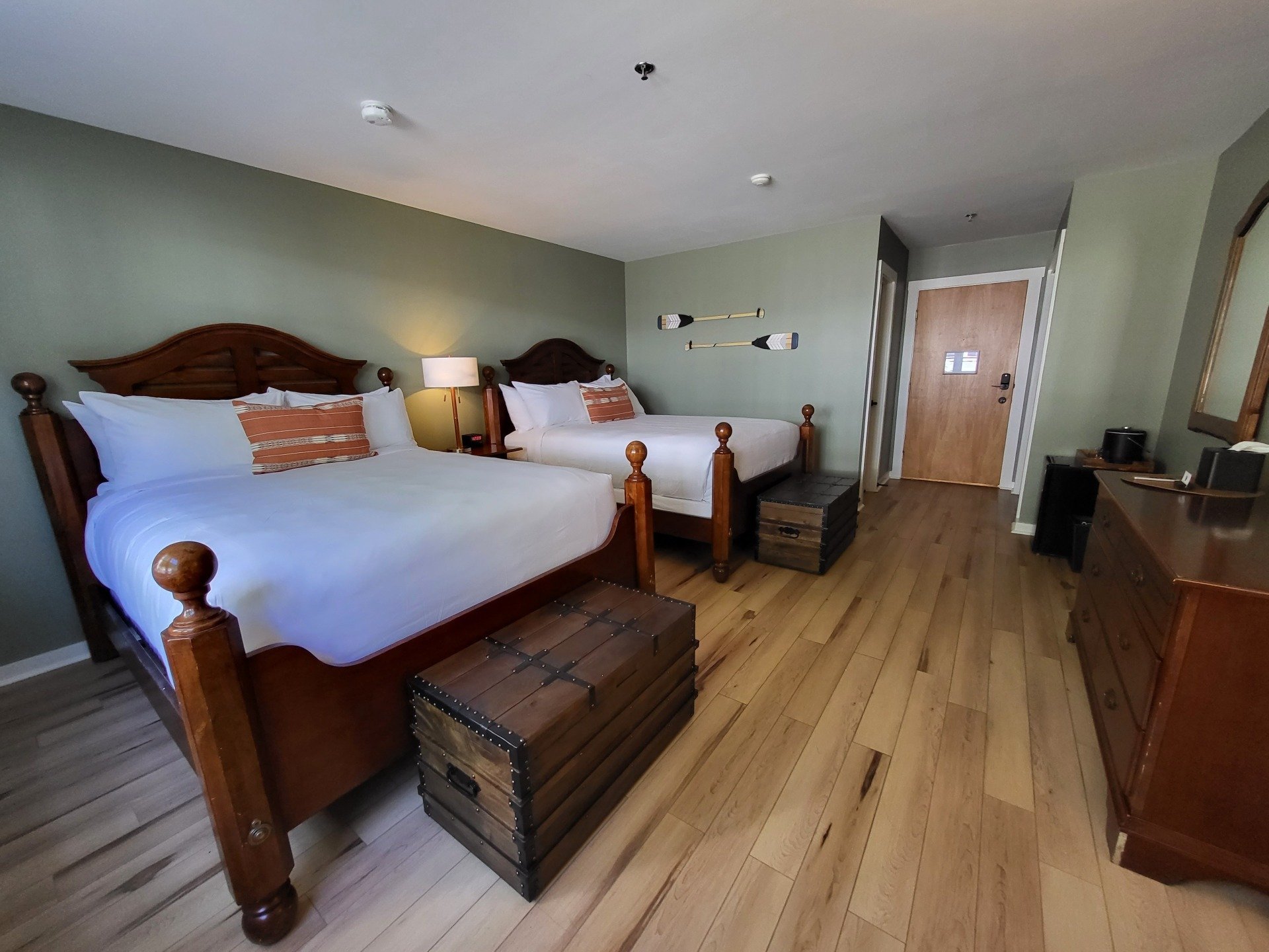 The Stowe Village Inn: Guest Rooms Located in Stowe Vermont