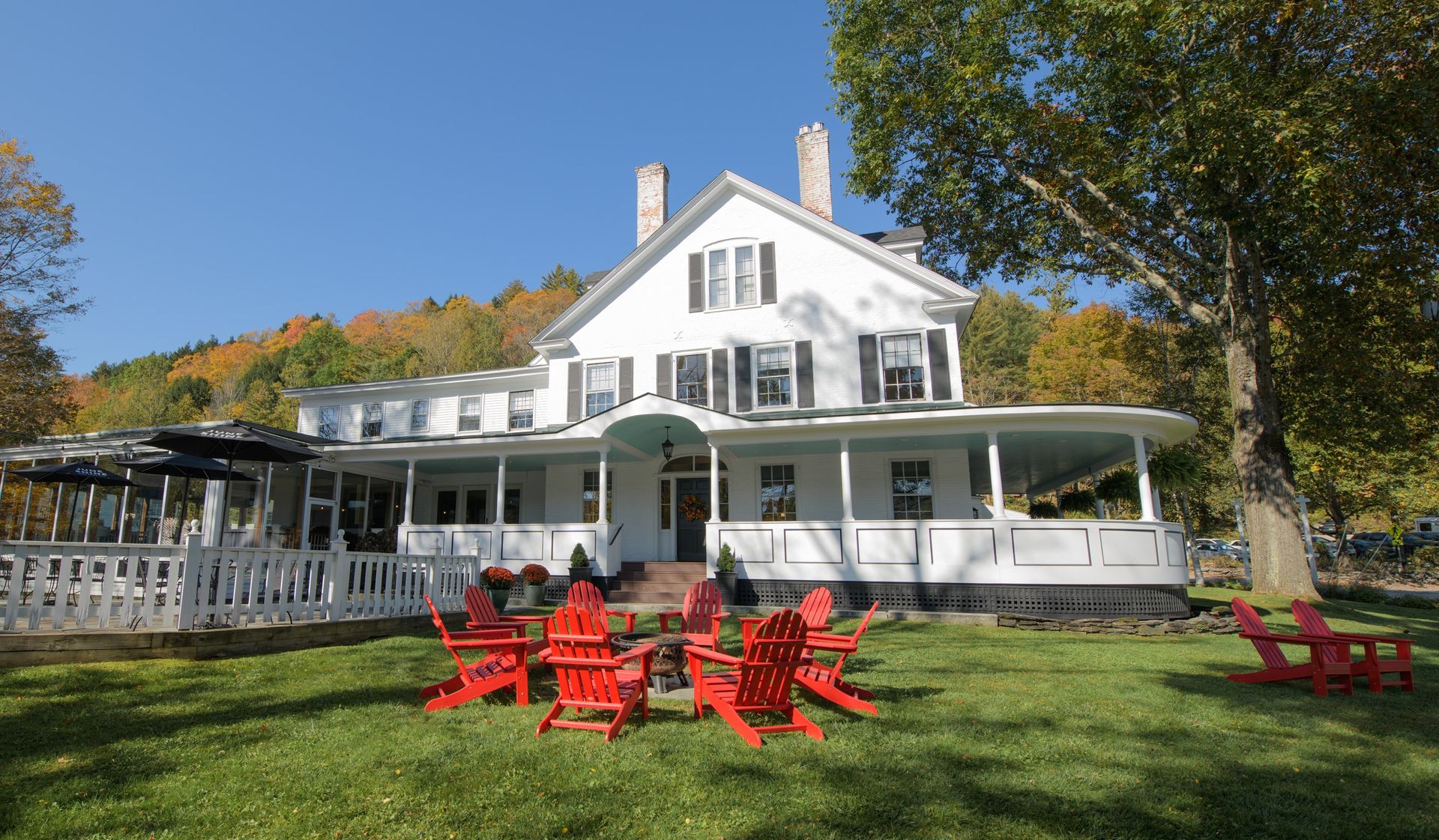 The Stowe Village Inn: Guest Rooms Located in Stowe Vermont