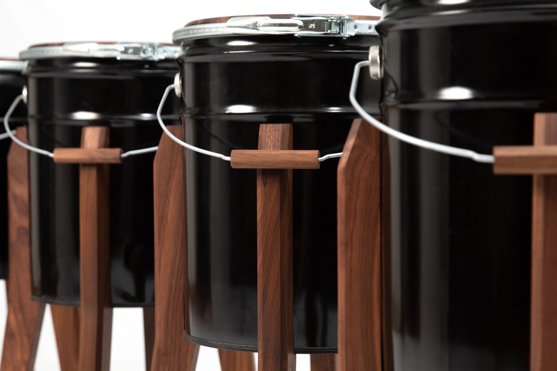 LANCASTER BUCKET STOOL