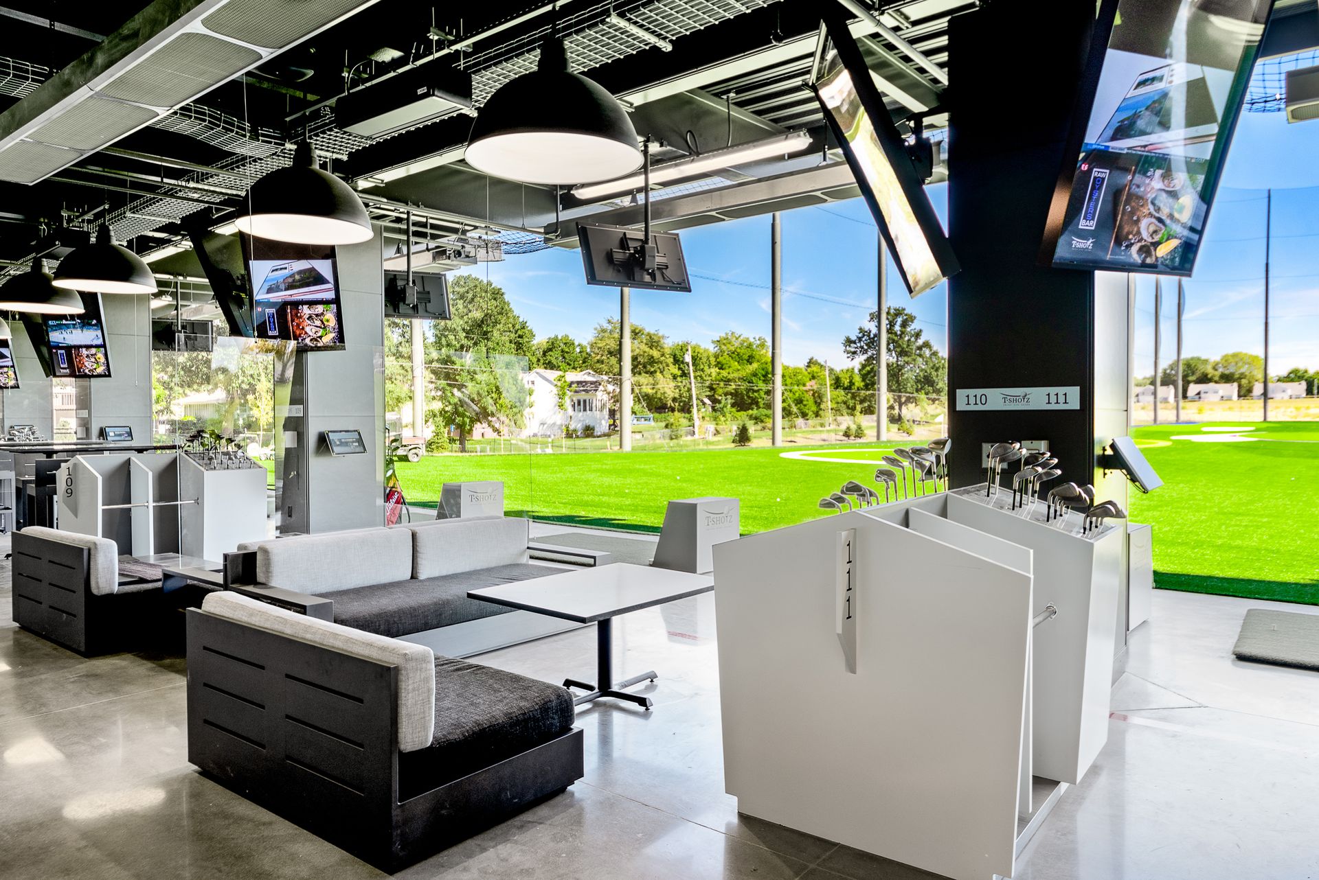 T-Shotz Golf & Entertainment Venue | Kansas City