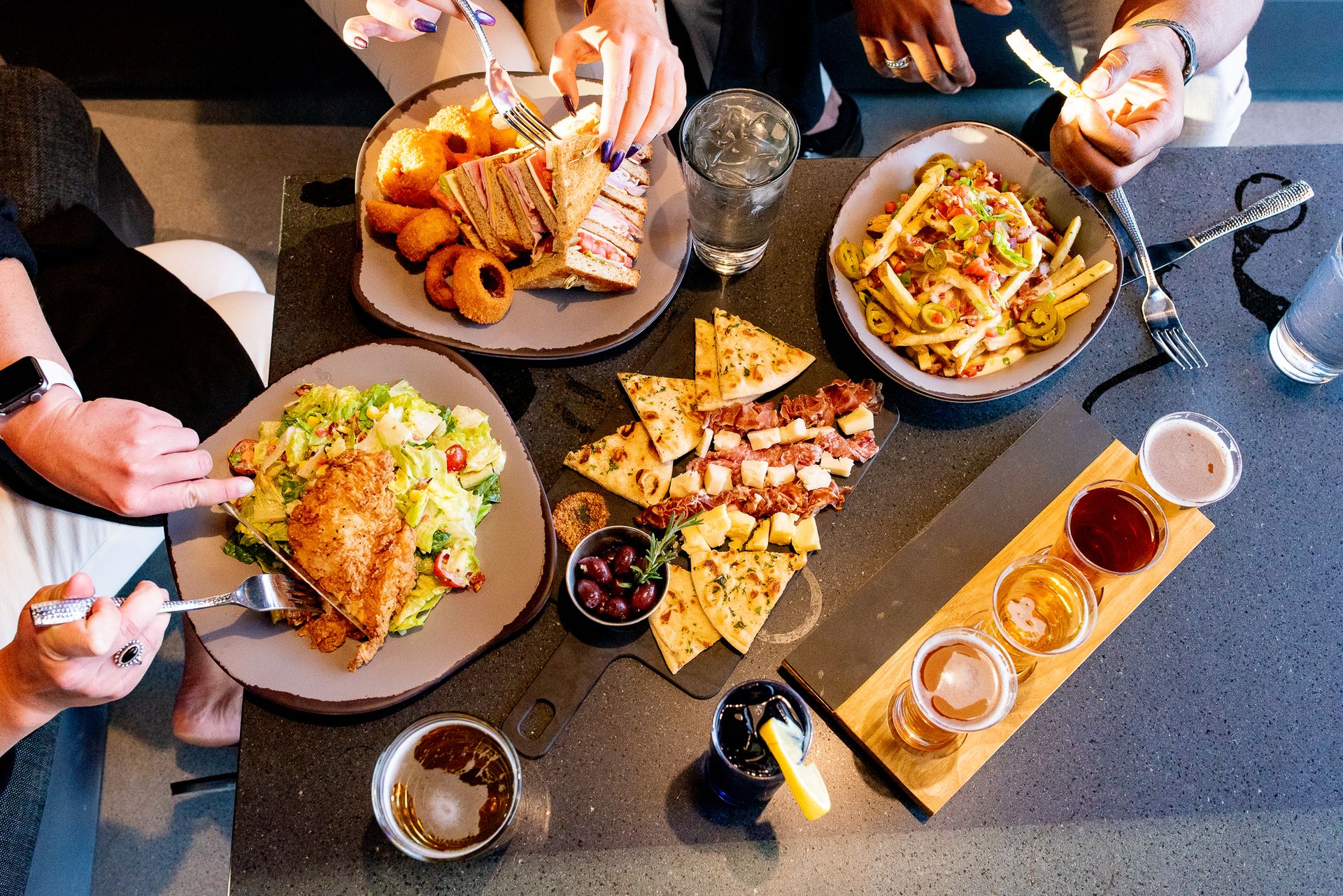 Private Dining Kansas City MO | Food & Drink Menu - T-Shotz