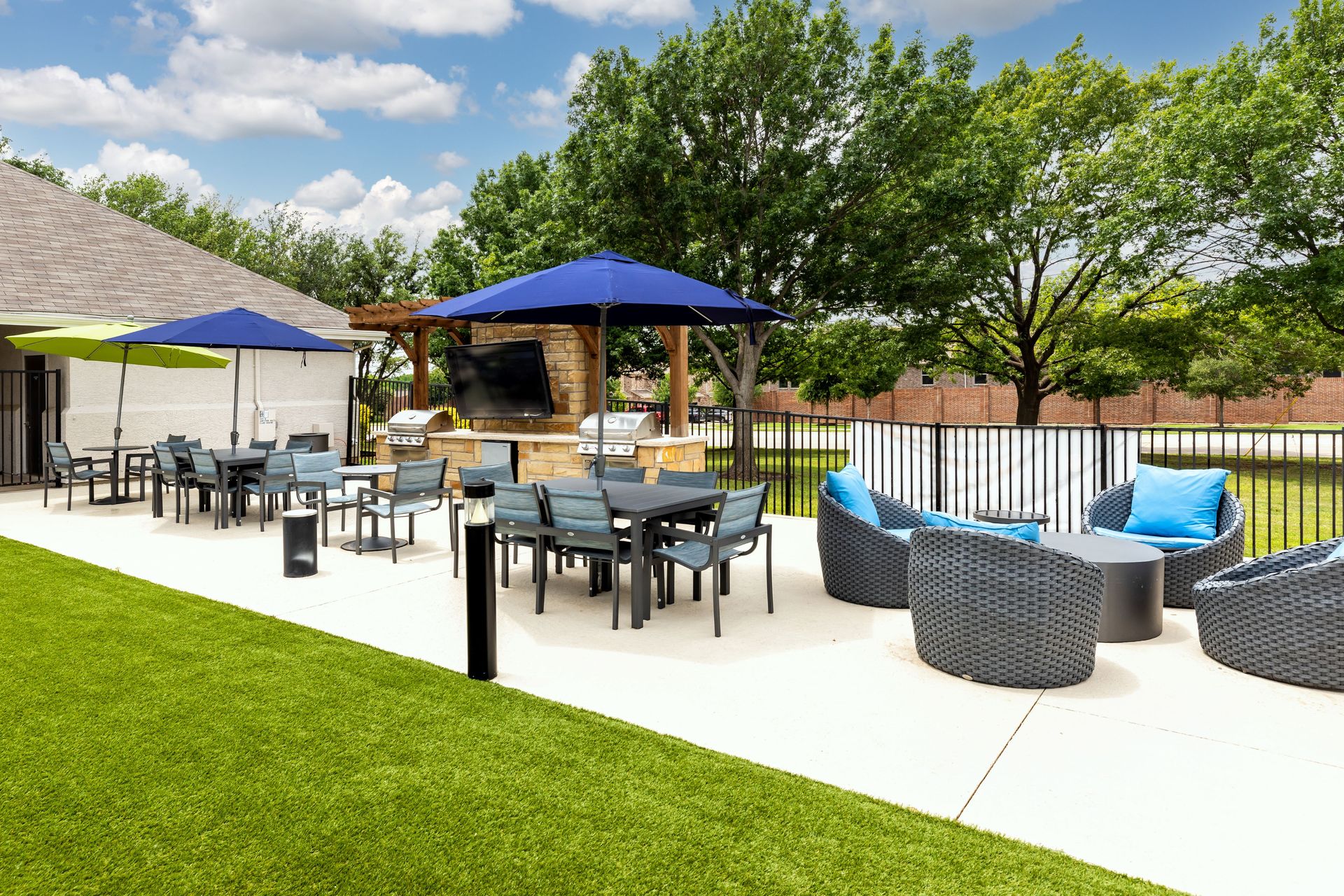 Gallery | Emerson at Ford Park | Allen, TX