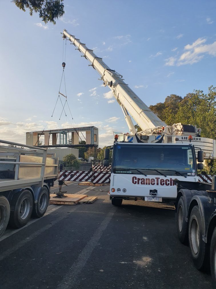 Crane Specialists| Crane-Tech Cranes & Consulting | Victoria