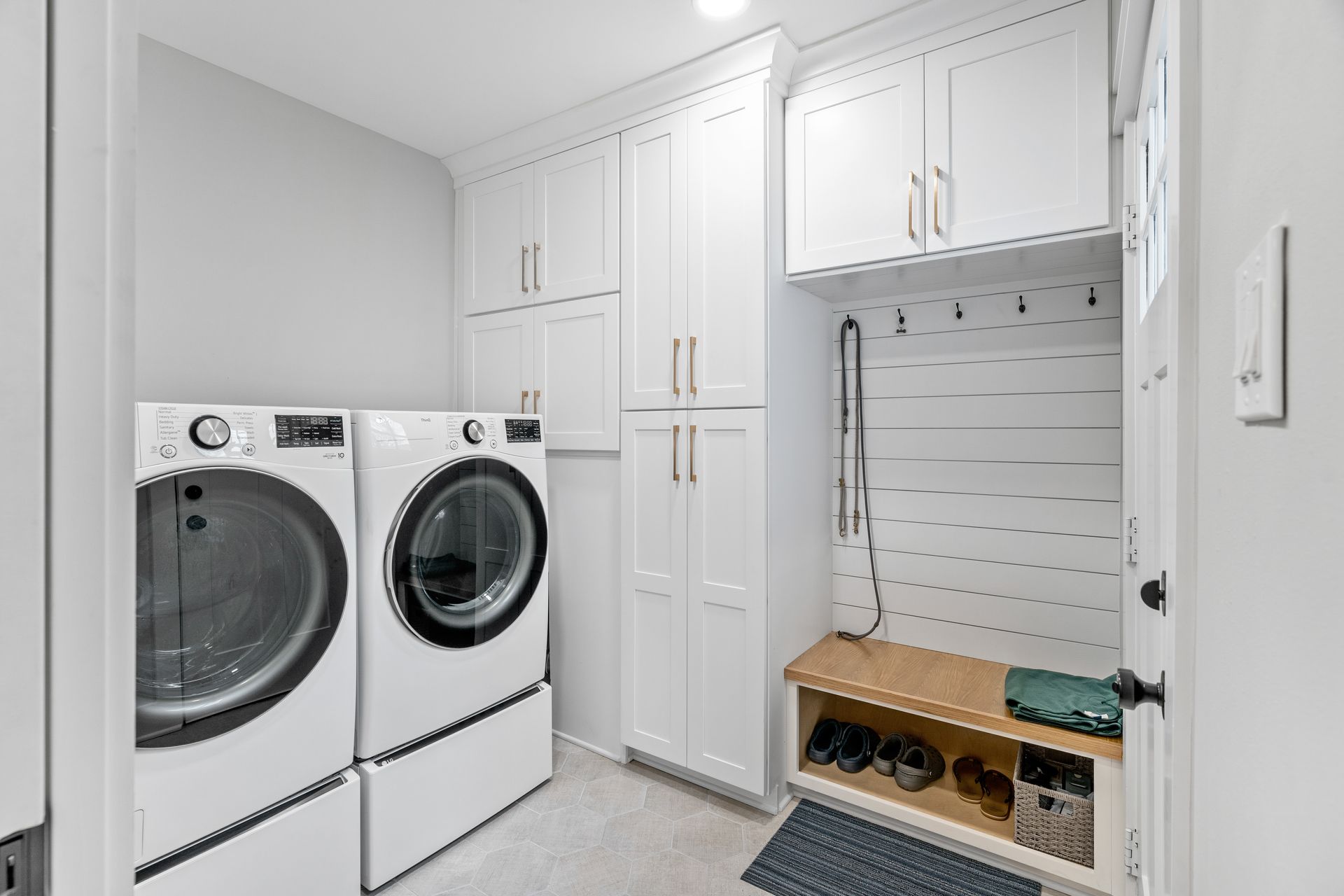 Home [www.deltahomes.com]