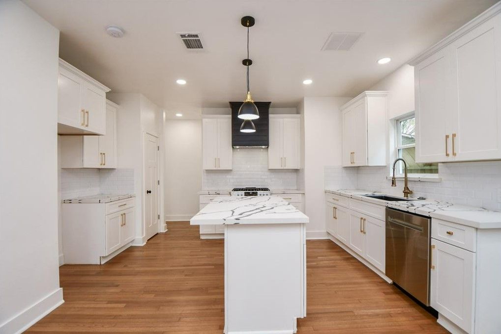 Home [www.deltahomes.com]