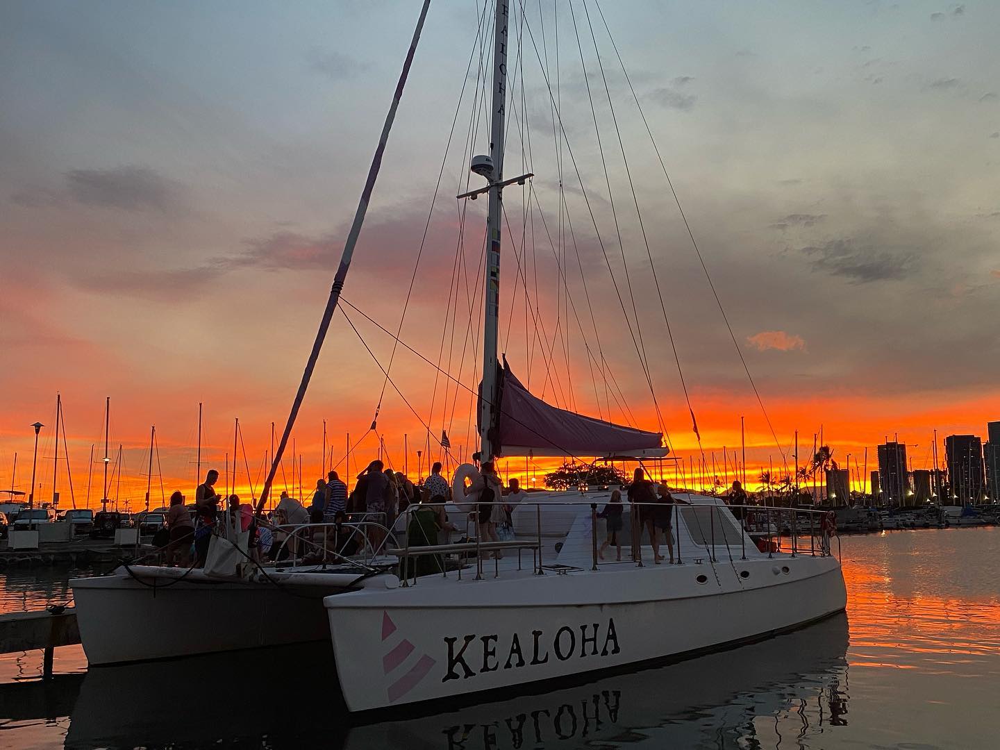 Sunset Cruises & Tours | Hawaii Travel Advice | Waikiki