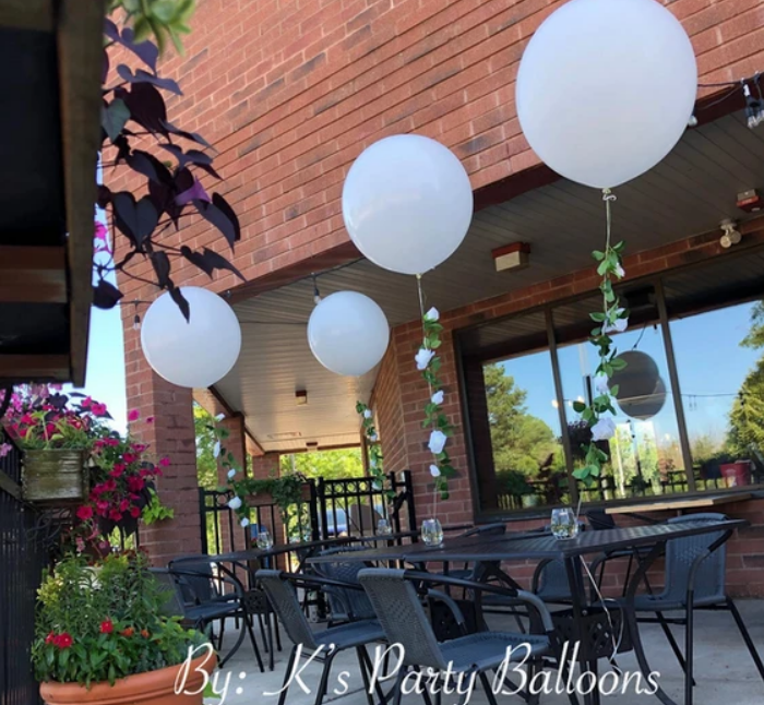 Balloon Decor in Milwaukee, Wisconsin | Oh Divas Balloon